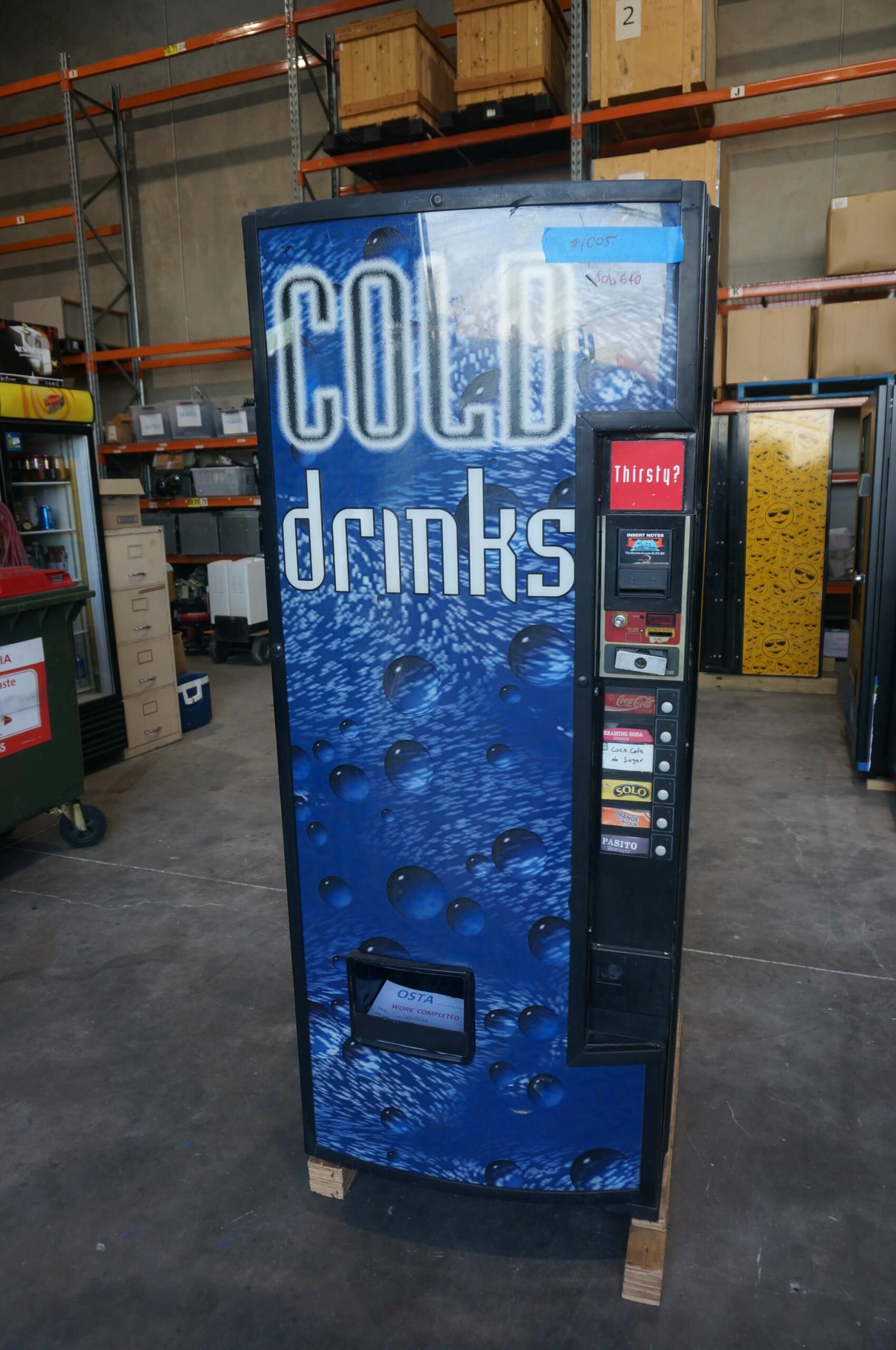 HIGH-CAPACITY DRINK VENDING MACHINE - Vending Machines Australia