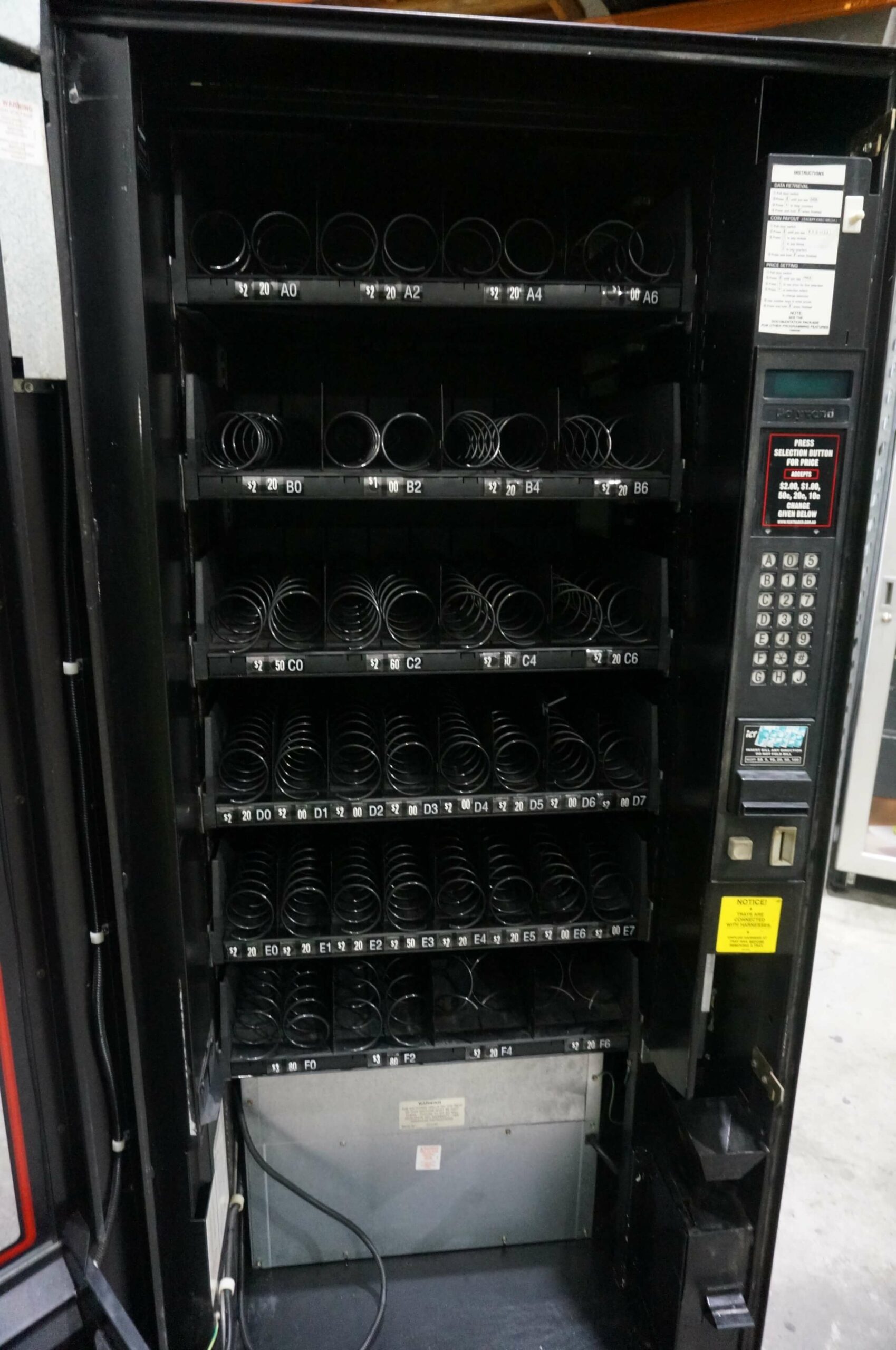 4 WIDE SNACK VENDING MACHINE WITH CHILLER - Vending Machines Australia