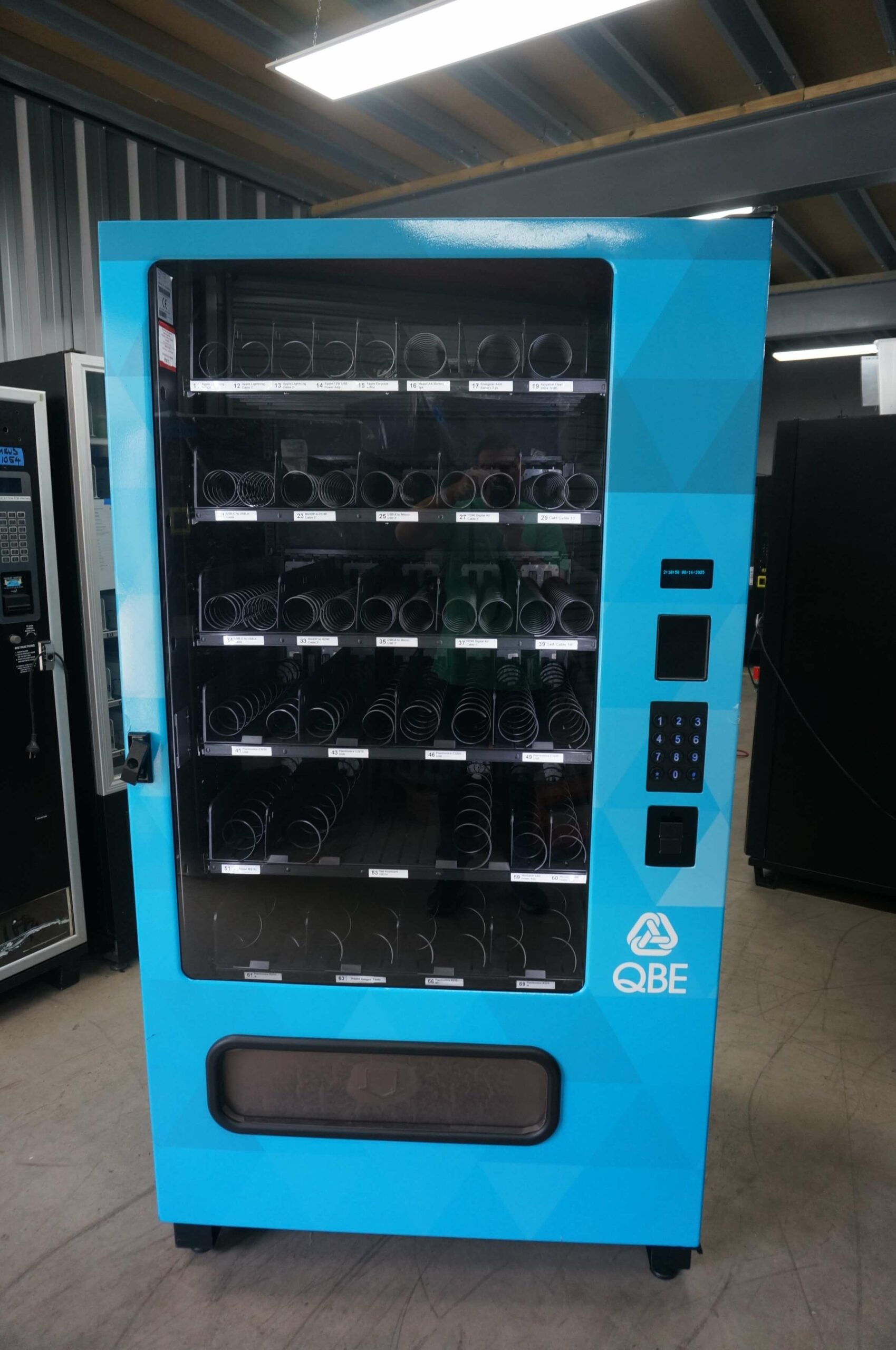 5 WIDE SNACK ONLY VENDING MACHINE - Vending Machines Australia