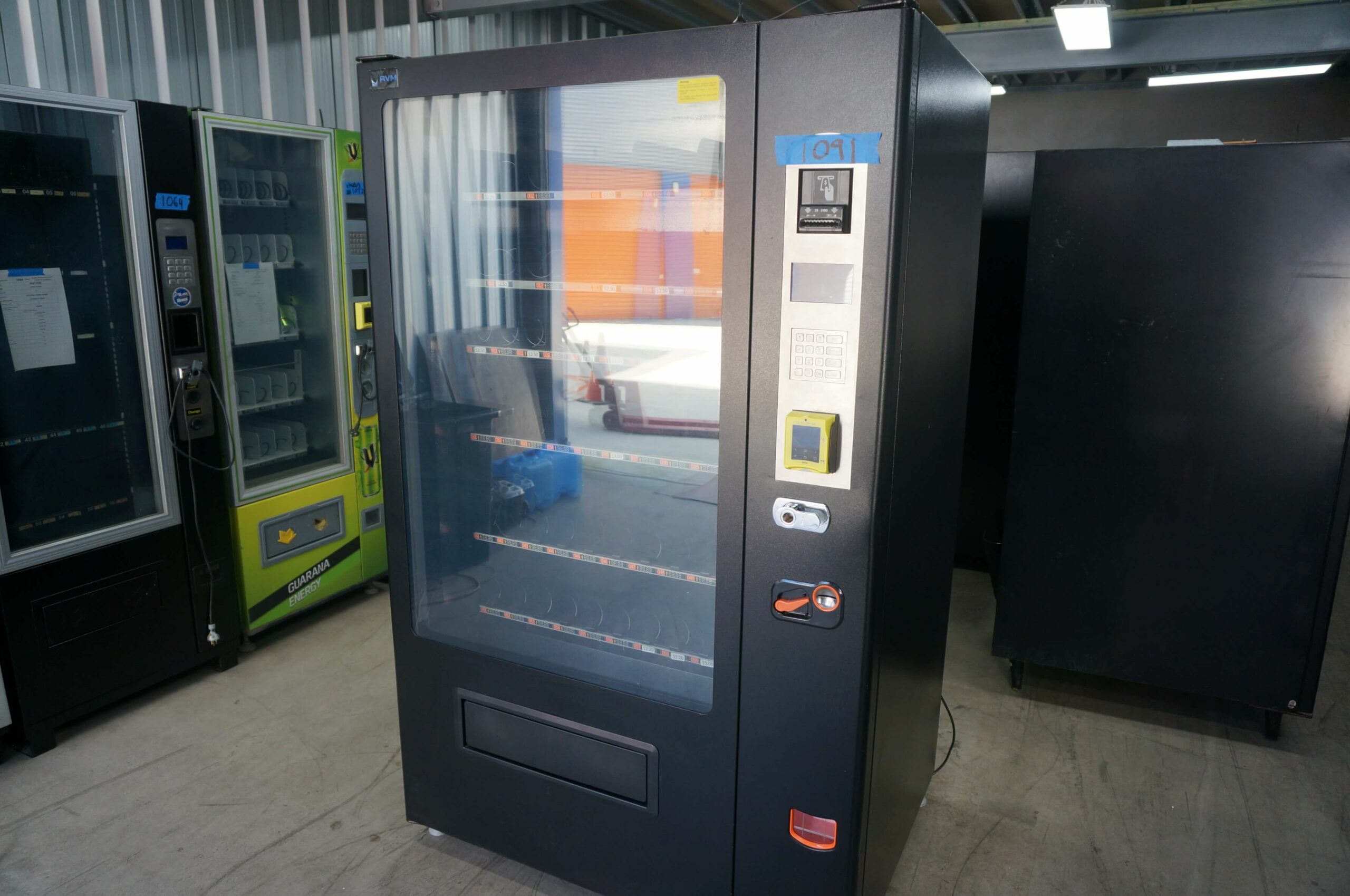 5 WIDE COMBO VENDING MACHINE - Vending Machines Australia
